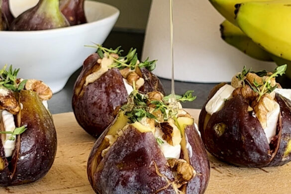 AMUSE MET HOT HONEY GARNAAL, CASSAVE, AVOCADO & LIMOEN - Aan tafel bij ...